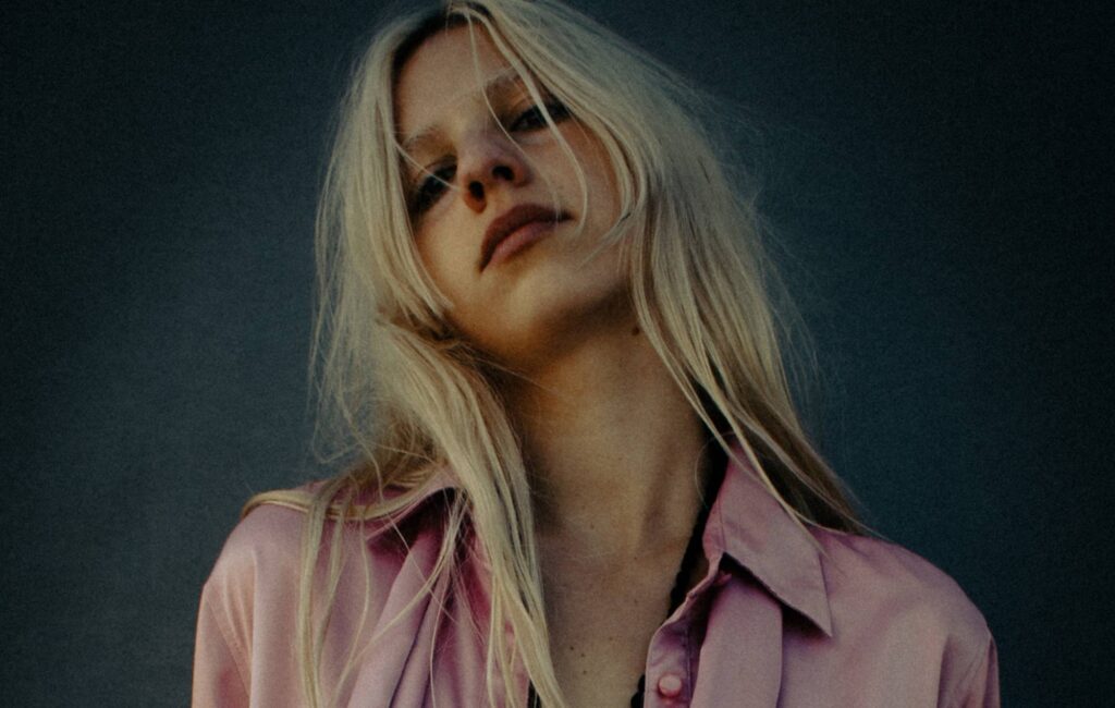 Stella Rose Daughter Of Dave Gahan To Release Debut Album And Open For Depeche Mode In Nyc